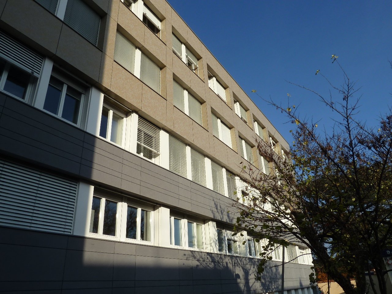 Centre des Finances Publiques à Roanne - 42 | Hiatus Centre des Finances Publiques à Roanne - 42 | Hiatus